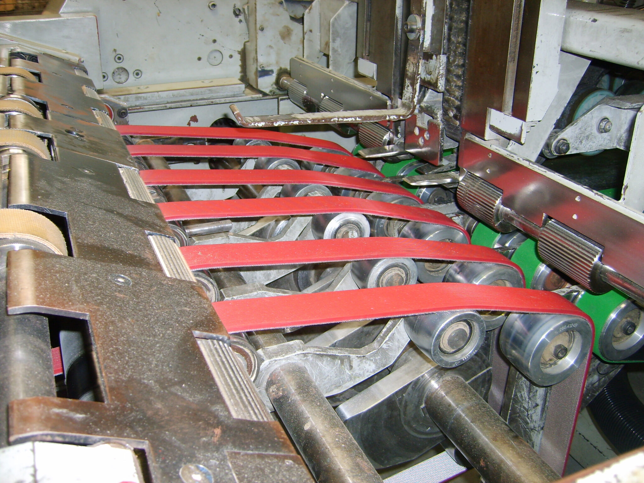 Belts for elevation, descent, and product grip - esbelt